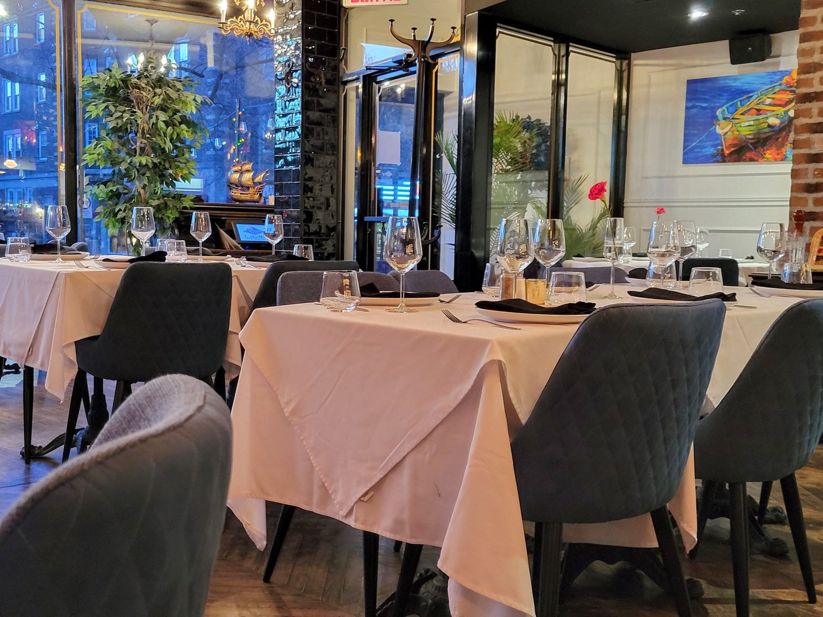 Bernies Pizza Martini Bar is taking West Island Montreal by storm